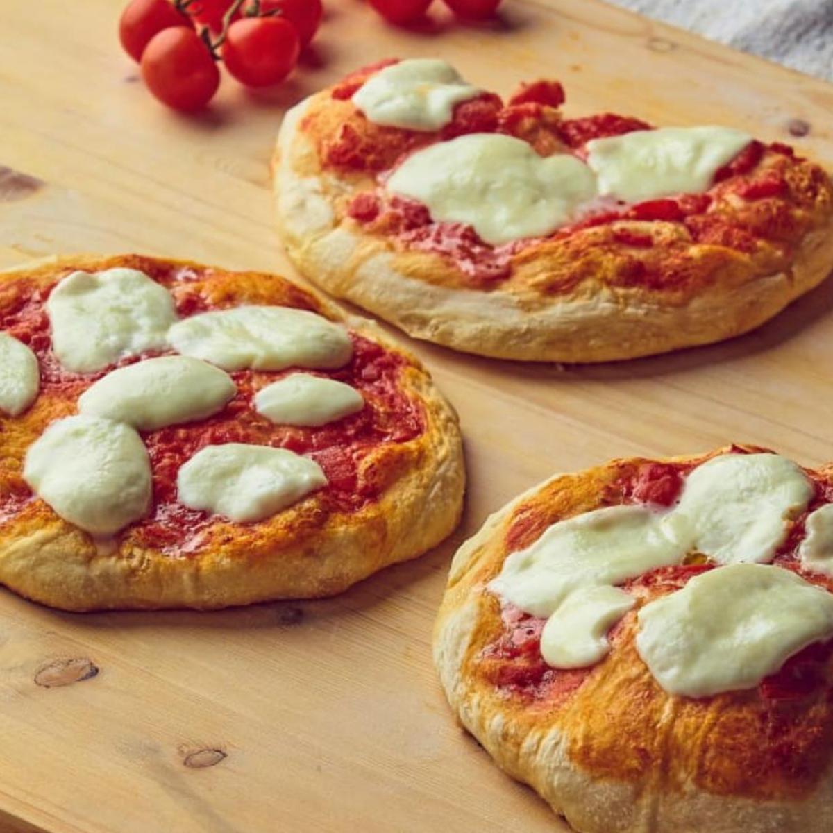 Pinsa Romana (římská pizza) od Thermomix vytvorene recepty. A Thermomix ...